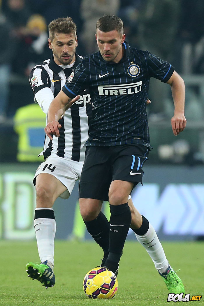 Juventus Ditahan 10 Pemain Inter - Bola.net