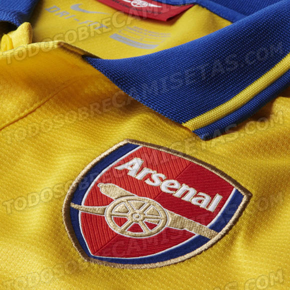 Detail Jersey: Arsenal Away 2013-2014 - Bola.net