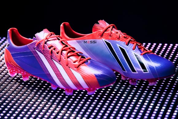 Detail Sepatu Baru Messi: Adidas AdiZero III - Bola.net