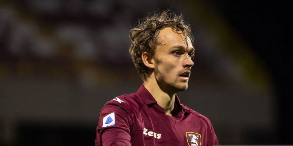 Profil Emil Bohinen - Bola.net