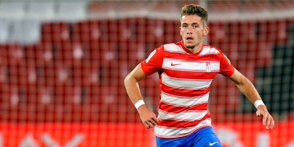 Profil Isma Ruiz - Bola.net