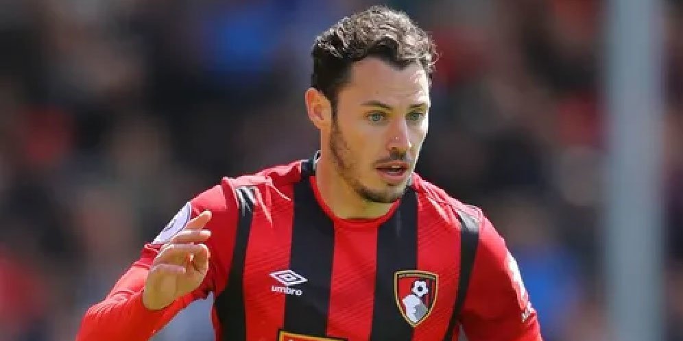 Profil Terbaru Adam James Smith - Bola.net