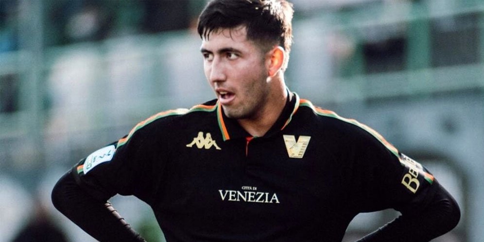 Profil Terbaru Mikael Egill Ellertsson - Bola.net