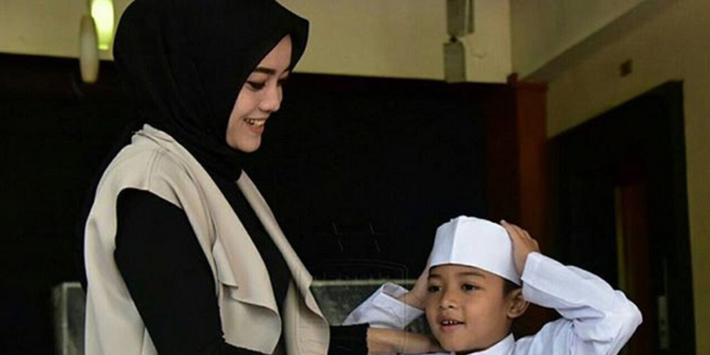 Karena Bertemu Pemain Persib, Bobotoh Ini Mau Disunat Anu-nya - Bola.net