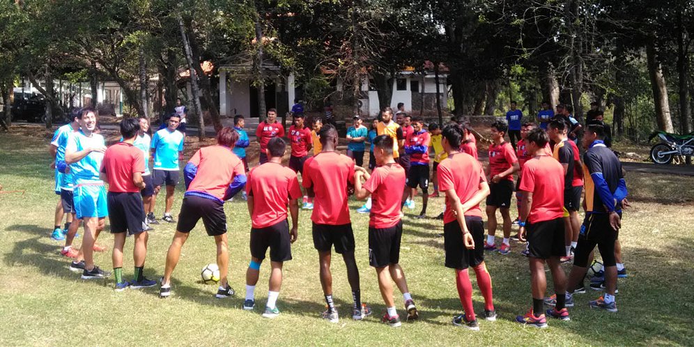 Ini Dia Alasan Arema FC Tak Gelar TC Pada Jeda Liga 1 - Bola.net Ini Dia Alasan Arema FC Tak Gelar TC Pada Jeda Liga 1 - Bola.net