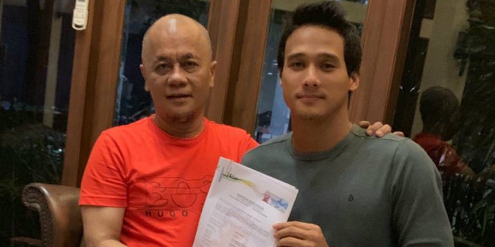 Alasan Madura United Tidak Memasang Muhammad Ridho Sebagai Kiper - Bola.net