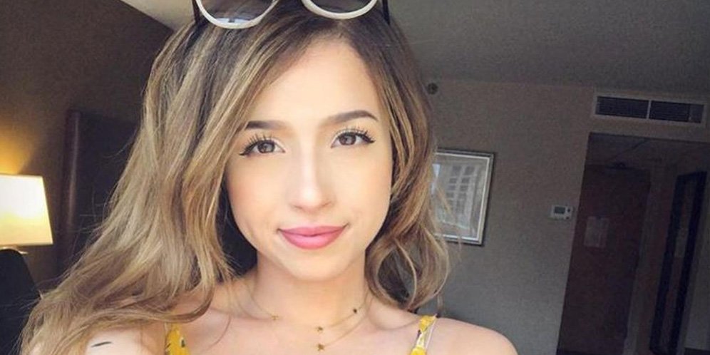 Tidak Hanya Cantik, Ini 10 Streamer Esports Wanita Paling Populer ...