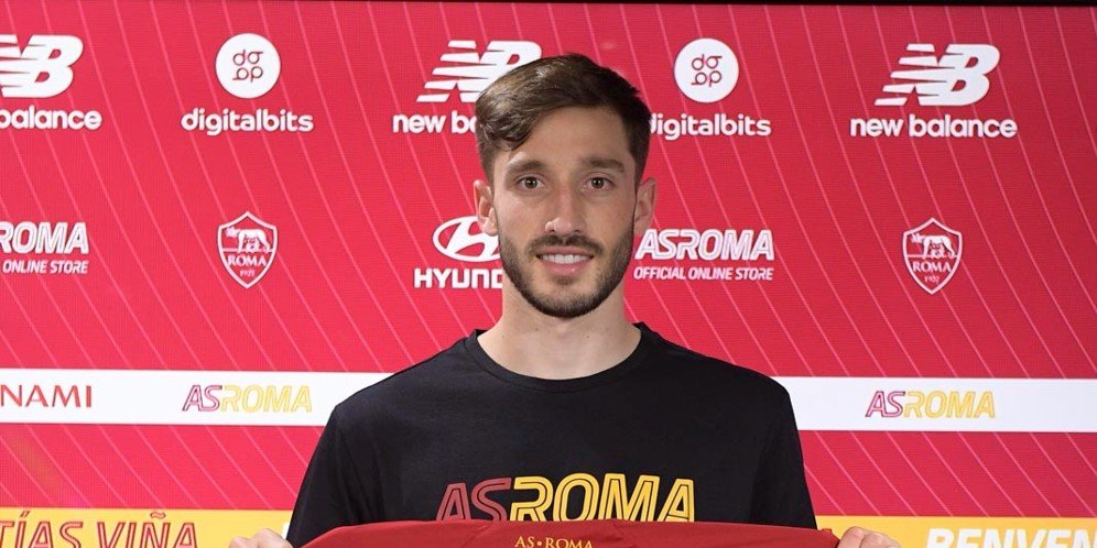 AS Roma Resmi Rekrut Bek Kiri Matias Vina - Bola.net