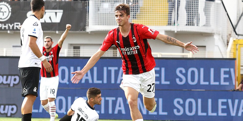 Hasil Pertandingan Spezia vs AC Milan: Skor 1-2 - Bola.net