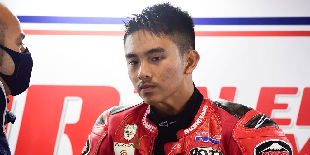 Mario Aji Optimistis Soal Debut di Moto3 2022 Meski Paha Belum Pulih ...