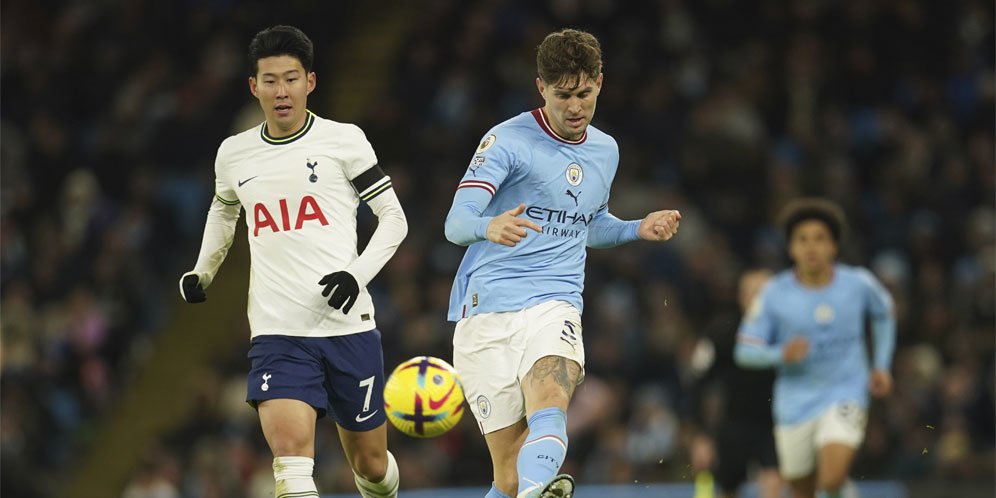 Aksi Penyelamatan Kiper di Laga Manchester City vs Tottenham - Bola.net