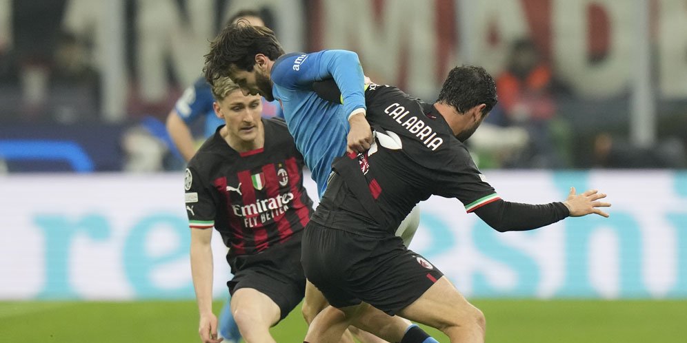 4 Bek AC Milan untuk Bendung Serangan Napoli pada Leg Kedua 8 Besar ...