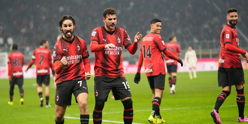AC Milan Saat Ini Disebut Hanya Tim Papan Tengah, Sepakat? - Bola.net