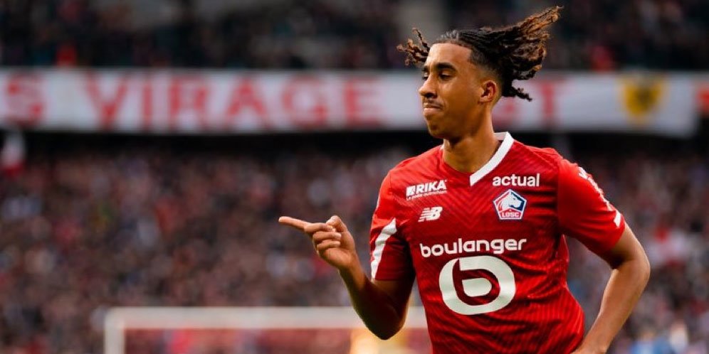 Gabung MU, Leny Yoro Bakal Pakai Nomor Punggung Bek Legendaris Setan ...