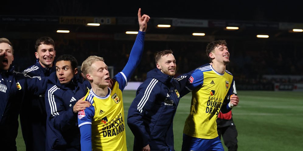 Bikin Malaysia Patah Hati, Thomas Poll Punya Darah Indonesia dan ...