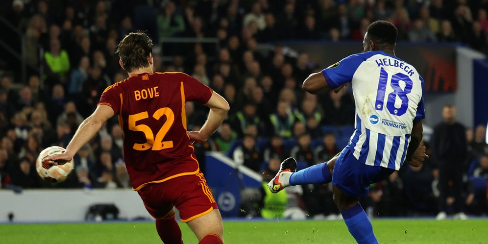 Hasil Brighton vs AS Roma: Skor 1-0 (Agg. 1-4) - Bola.net