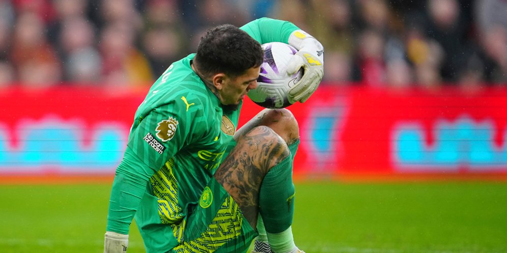 Oleh-oleh buat Manchester City dari Anfield: Satu Poin dan Ederson Cedera - Bola.net