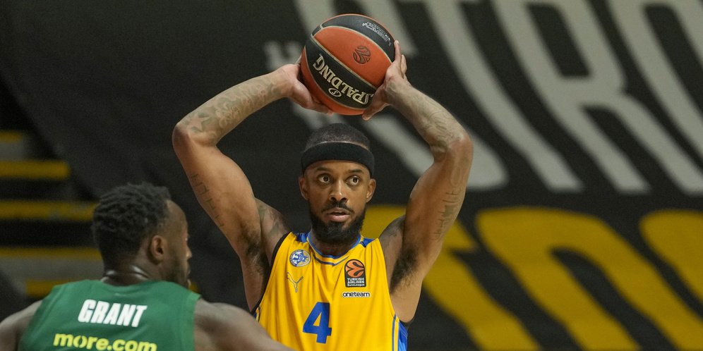 5 Macam Teknik Mengoper Bola dalam Permainan Bola Basket - Bola.net