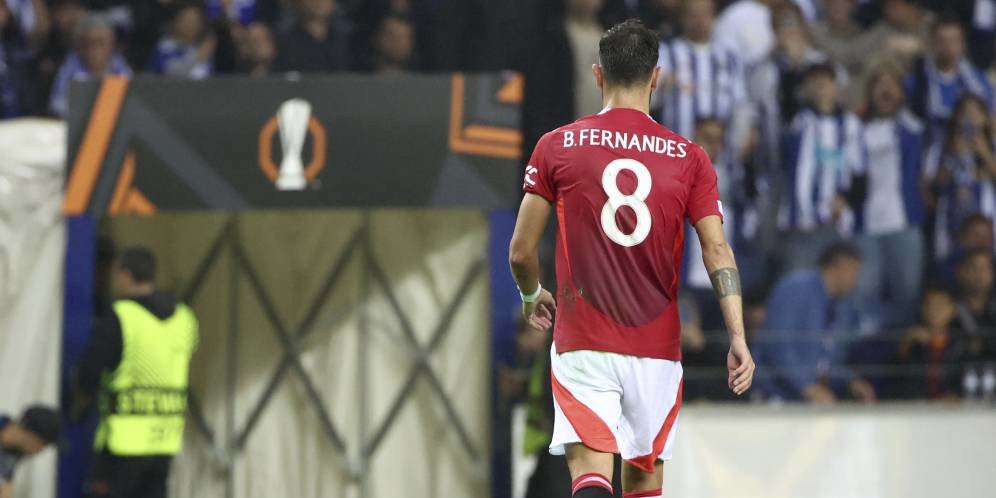 Dua Momen Pelanggaran yang Bikin Bruno Fernandes Kena Kartu Merah ...