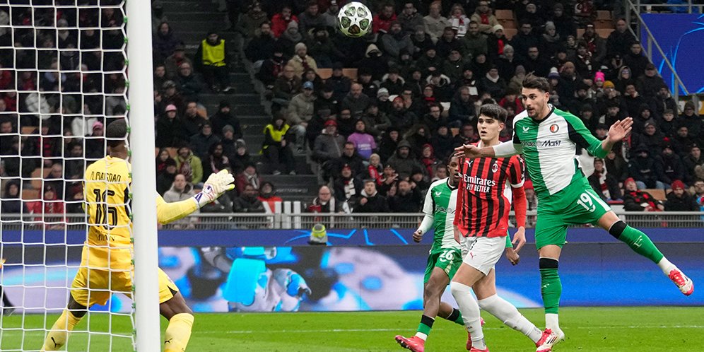 Hasil AC Milan vs Feyenoord: Skor 1-1 (Agg. 1-2) - Bola.net