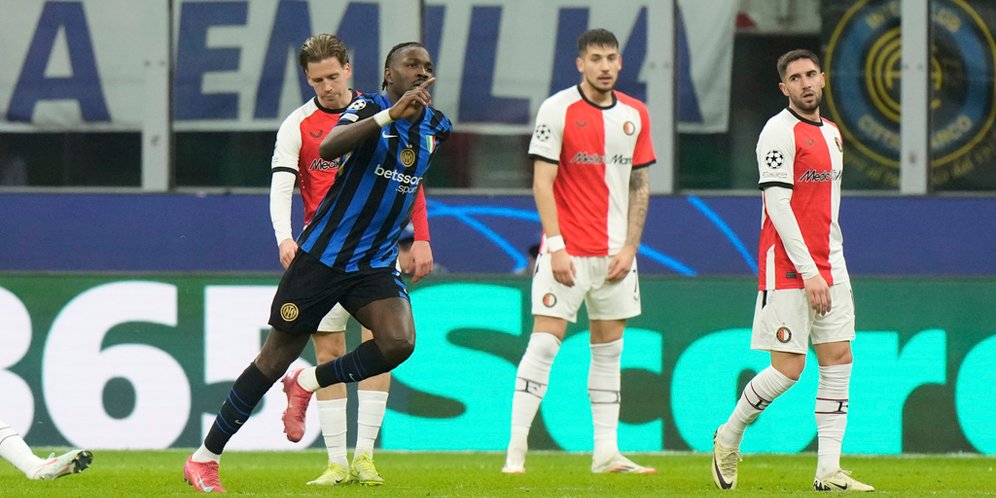 Hasil Inter Milan vs Feyenoord: Skor 2-1 (Agg. 4-1) - Bola.net