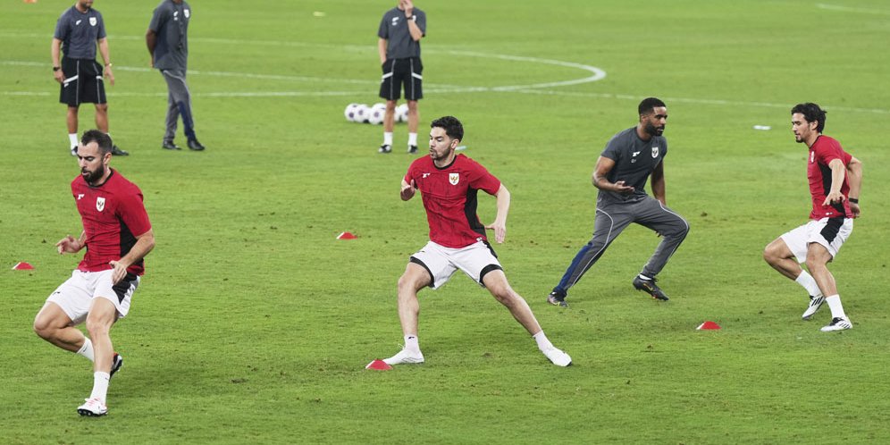 Hal Unik di Sesi Latihan Timnas Indonesia: Dijaga Intel dari Kepolisian - Bola.net
