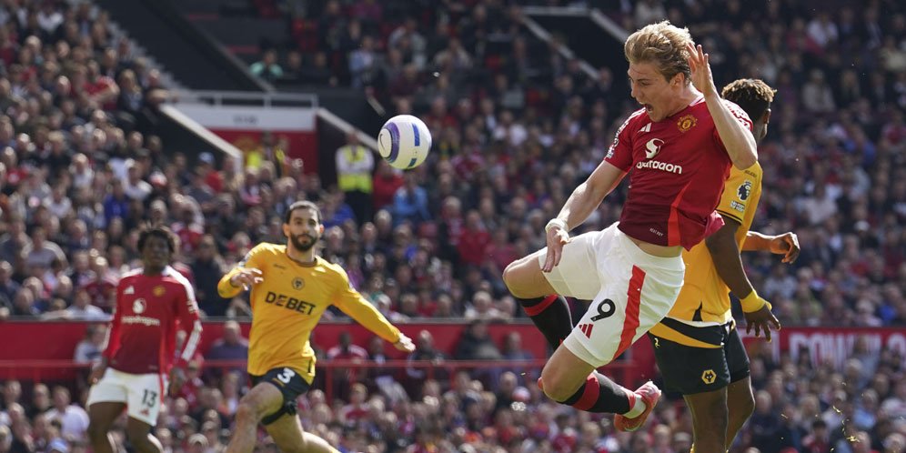 MU Kalah dari Wolverhampton, Ruben Amorim Ogah Kambing Hitamkan Rasmus Hojlund - Bola.net