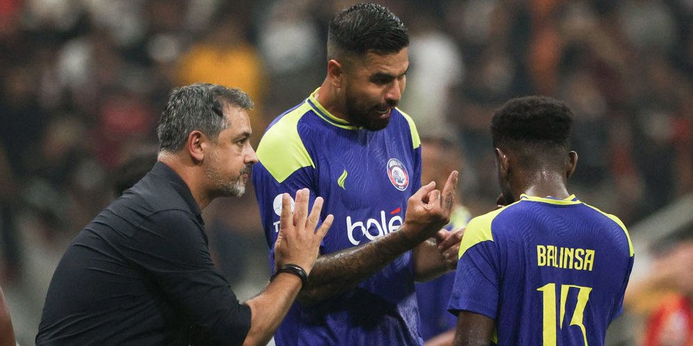 Prediksi BRI Super League: Arema FC vs PSBS Biak 11 Agustus 2025