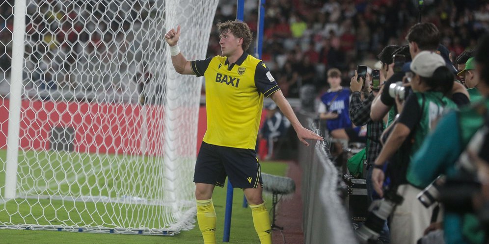 Nonton Live Streaming Arema FC vs Oxford United di Piala Presiden 2025 ...