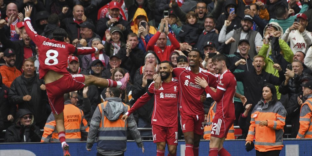Ryan Gravenberch: Perubahan Peran Gelandang Lengkap yang Kini Jadi ...