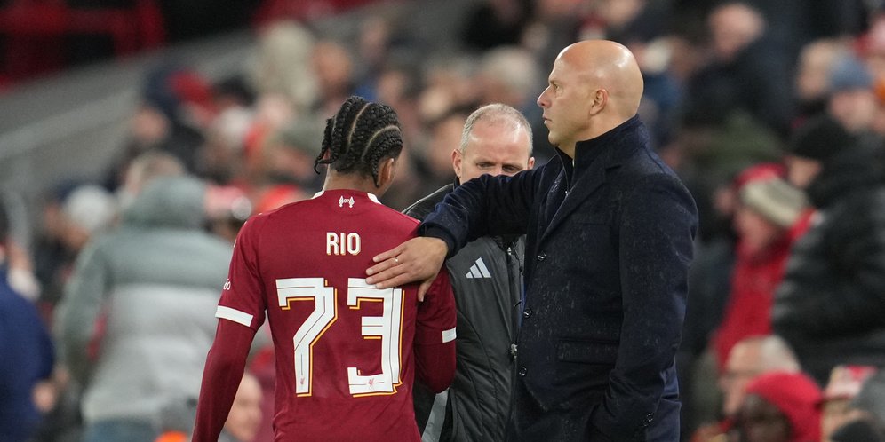 Cari-Cari Alasan Ala Arne Slot: Rotasi Gagal, Liverpool Tersingkir, dan ...