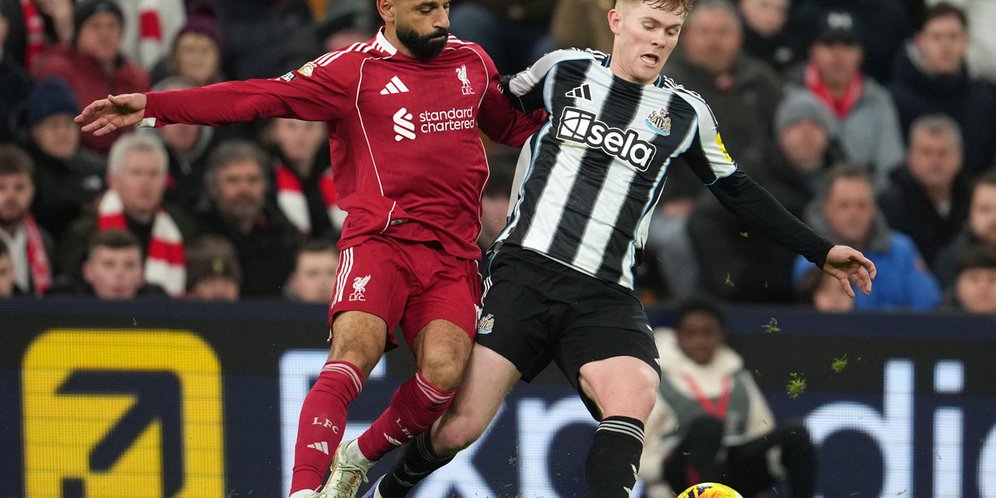 Newcastle Ogah Jual Lewis Hall ke MU, Tapi....
