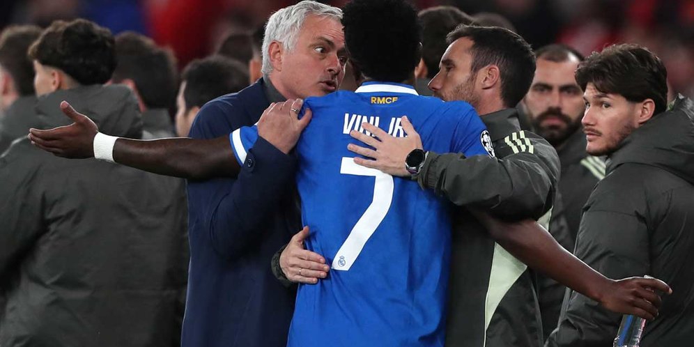 Hasil Benfica vs Real Madrid: Dugaan Rasisme, Jose Mourinho Kartu Merah ...