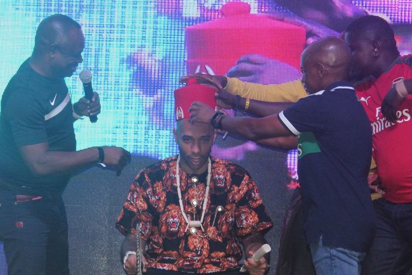 Legenda Arsenal Dinobatkan Jadi Raja di Nigeria - Bola.net