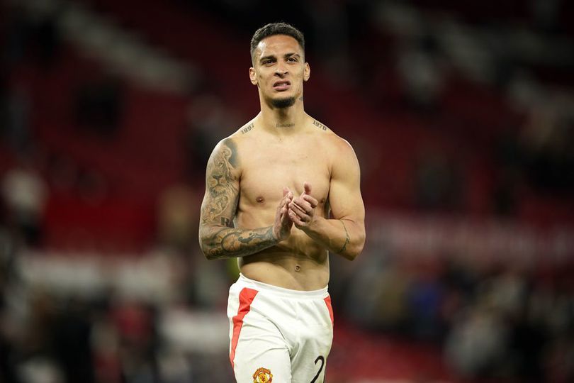 Bye MU! Antony Berangkat ke Spanyol untuk Gabung Klub Barunya - Bola.net Bye MU! Antony Berangkat ke Spanyol untuk Gabung Klub Barunya - Bola.net
