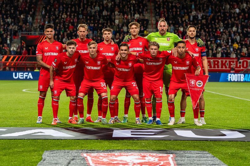 Hasil Twente vs Fenerbahce: Mees Hilgers Tampil Penuh Lawan Tim Jose ... Hasil Twente vs Fenerbahce: Mees Hilgers Tampil Penuh Lawan Tim Jose ...