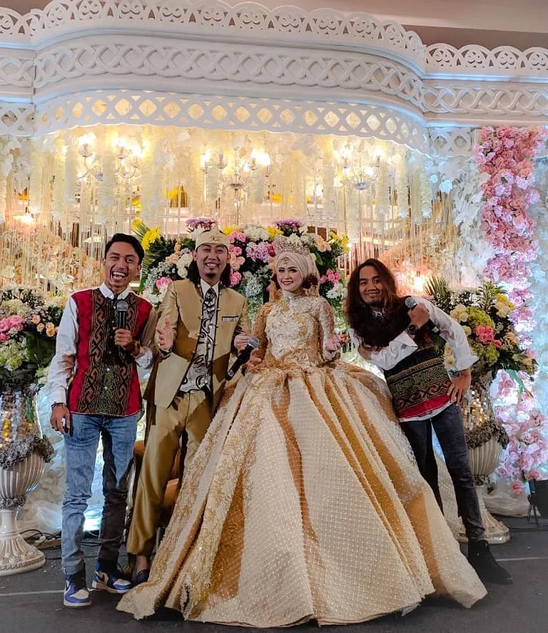 Belum Genap Setahun Meninggalnya Sang Istri, Ini Alasan Ade Jigo Sudah ... Belum Genap Setahun Meninggalnya Sang Istri, Ini Alasan Ade Jigo Sudah ...