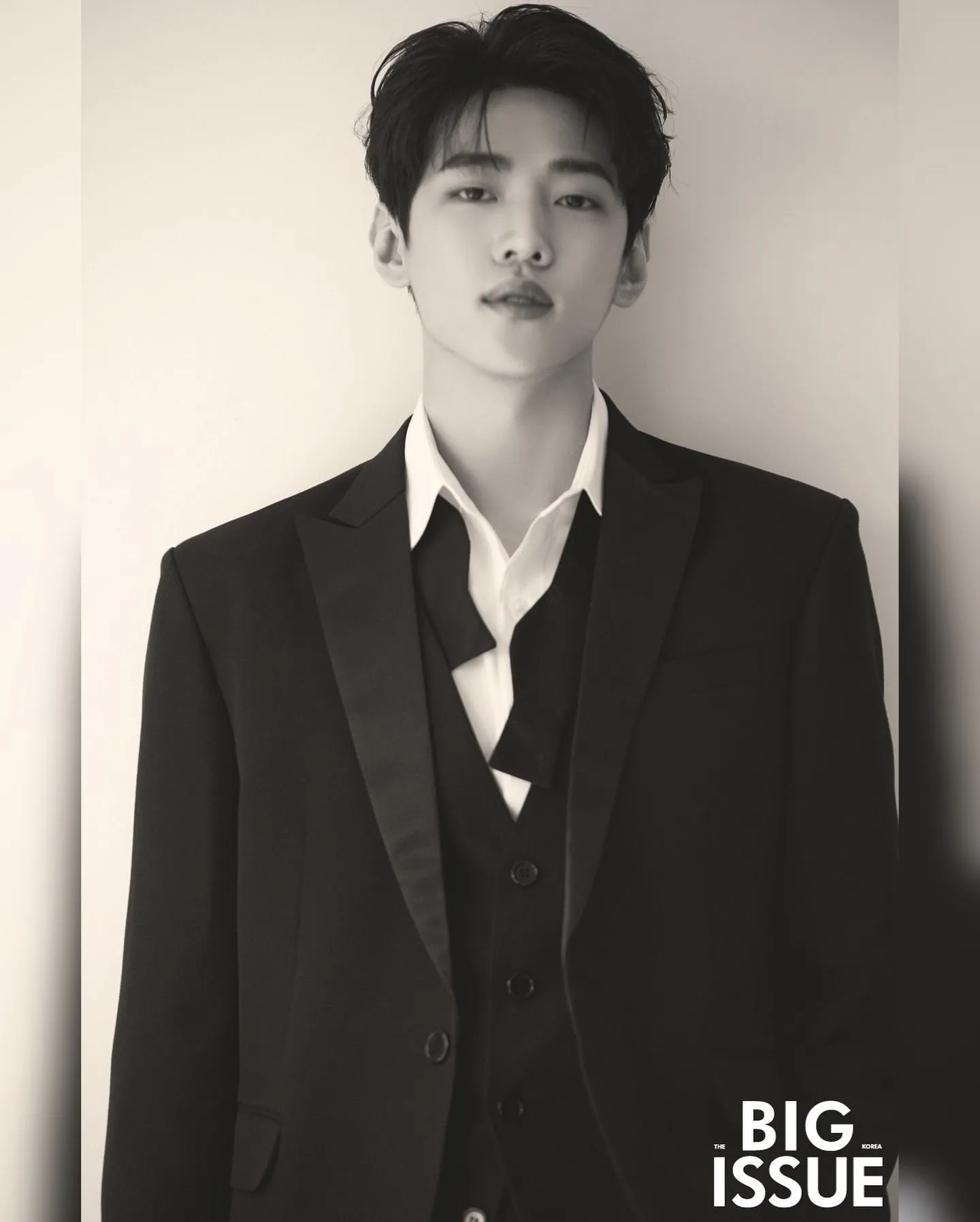 [VOTE HERE] Potret Gaya Jaechan DKZ Jika Jadi Gandenganmu di Kondangan, Selalu Fashionable Bikin ...