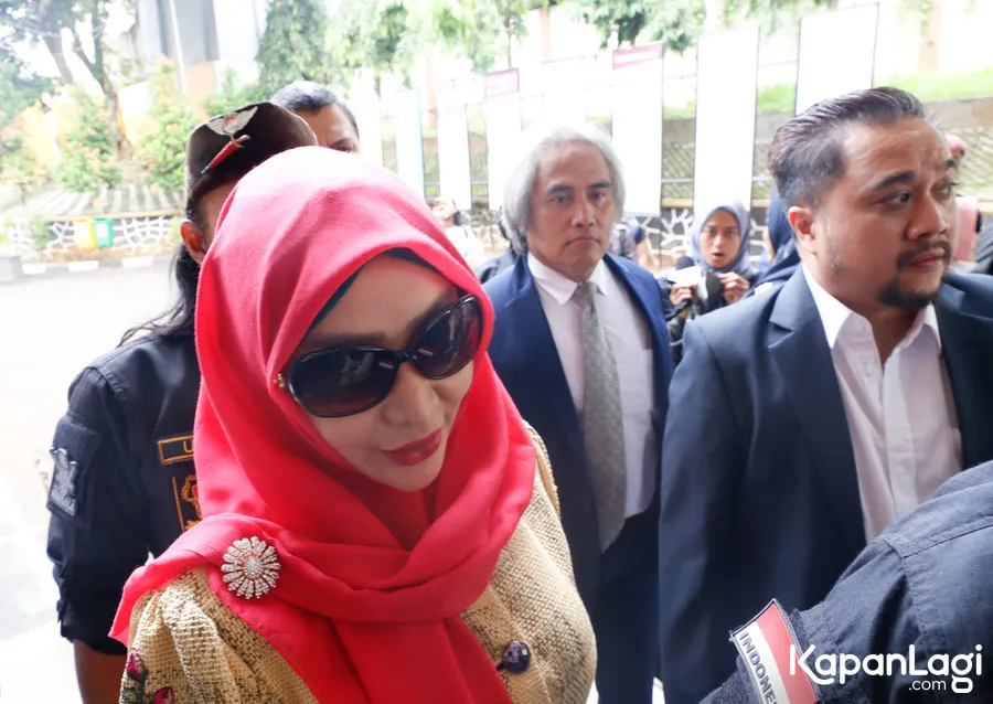 Roro Fitria Ungkap Venna Melinda Sudah Dapat KDRT Sejak Beberapa Bulan ... Roro Fitria Ungkap Venna Melinda Sudah Dapat KDRT Sejak Beberapa Bulan ...