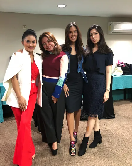 FOTO: Bersatunya 4 Diva Dari 2 Generasi Berbeda, Raisa Hingga KD ...