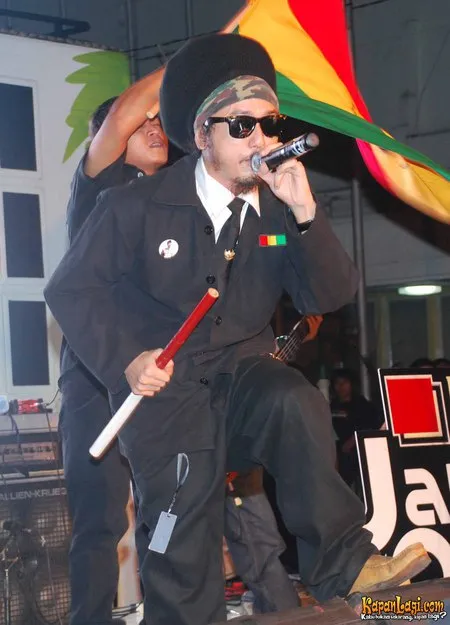 Ras Muhamad: Reggae Punya Pesan Positif - KapanLagi.com