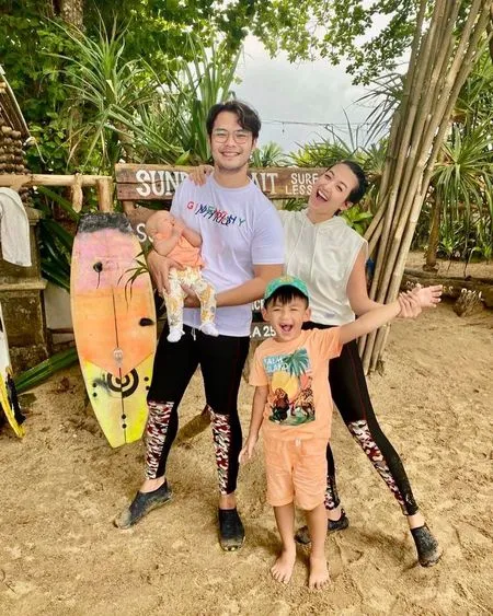 sylvia fully dan suami