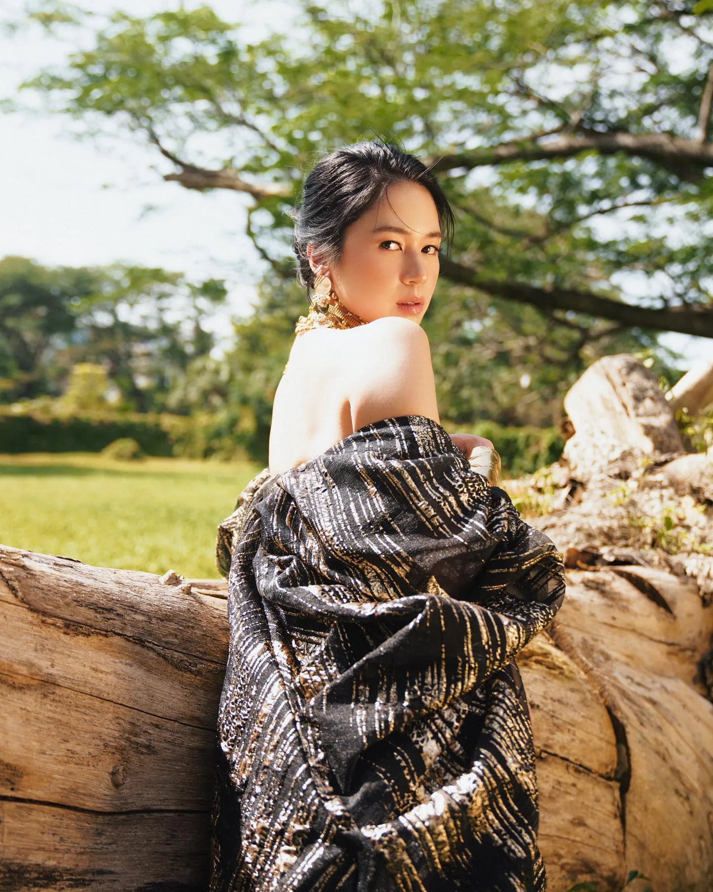 Pernah Disebut Mirip Miyabi, Ini Pemotretan Terbaru Laura Basuki yang Fierce Abis - KapanLagi.com