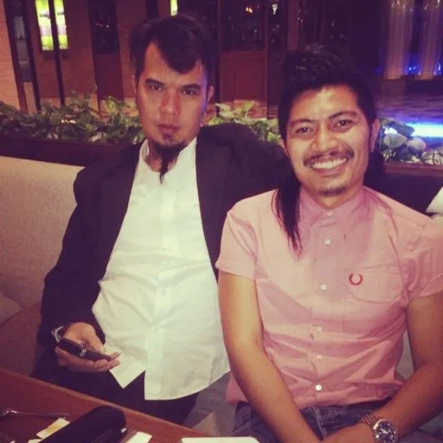 Personel The Ghost of a Thousand Foto Bareng Ahmad Dhani! - KapanLagi.com
