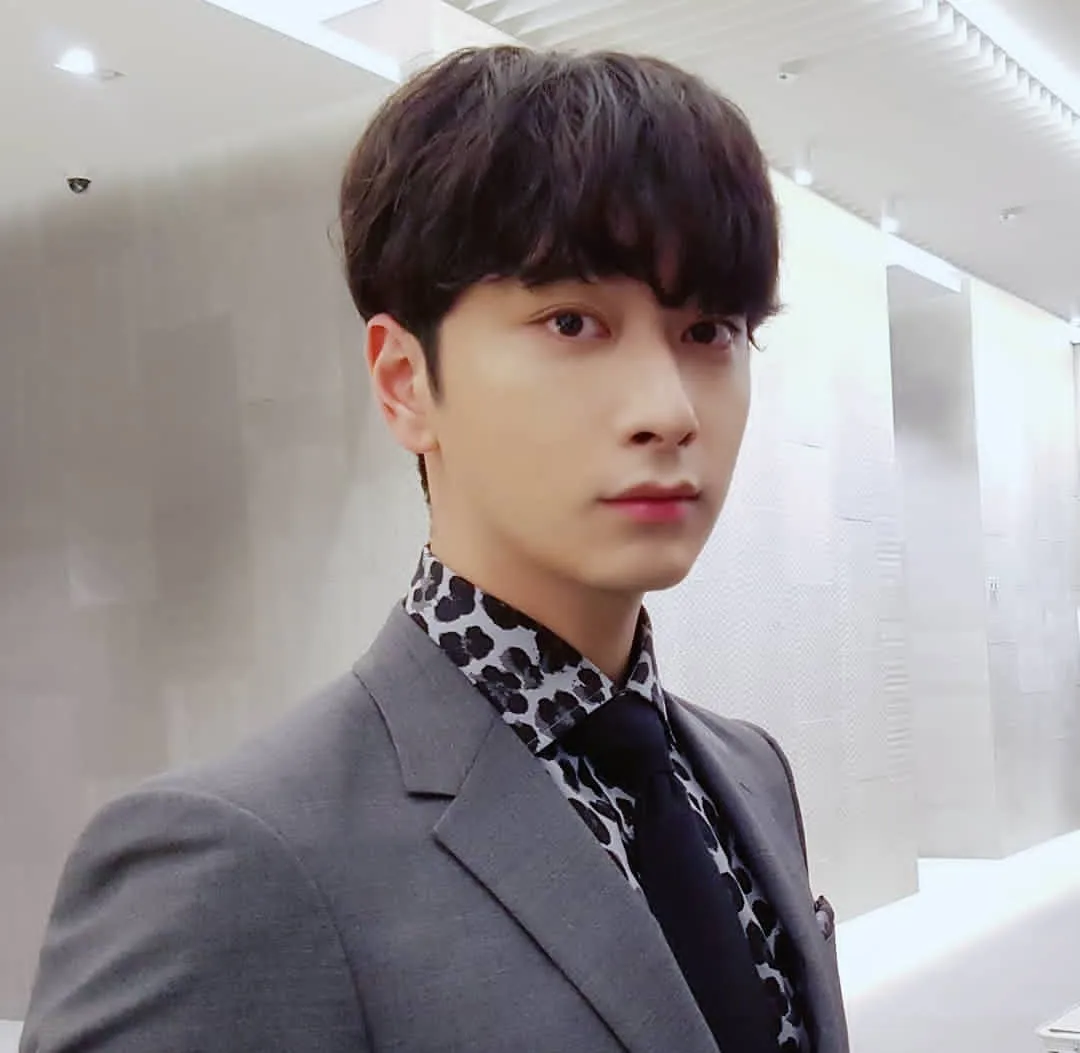10 K Pop Idols With The Last Name Hwang Worthy Of Being Valuable 10 K Pop Idols With The Last Name Hwang Worthy Of Being Valuable