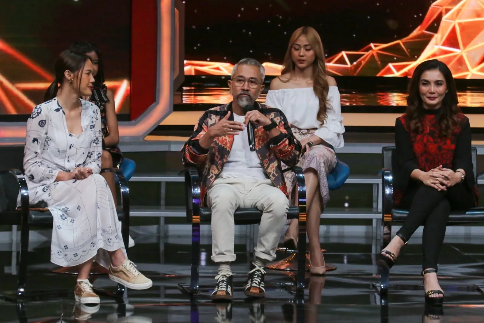 Persembahkan Penghargaan Untuk Insan Film Tanah Air, Indonesian Movie Actors Awards 2021 Kembali ...