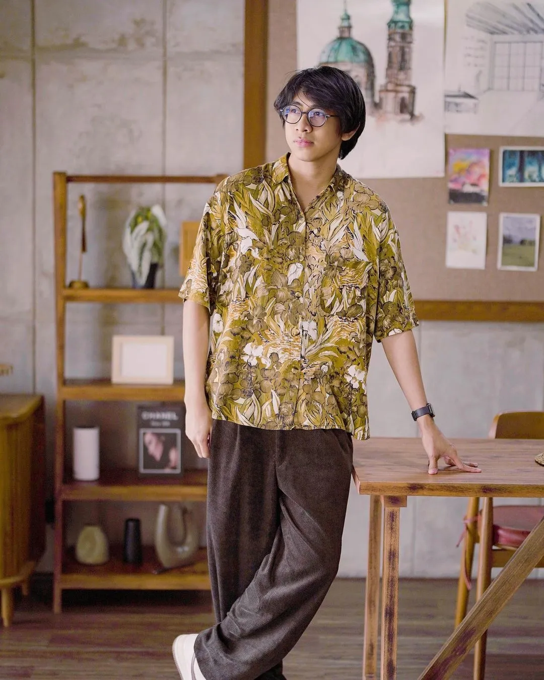 Terinspirasi dari 'OUR BELOVED SUMMER', Youtuber Turah Parthayana ...