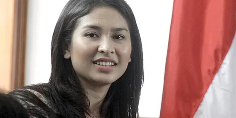 Tunggu Akta Lahir Beres, Ima Risma Jenguk Richa Novisha - KapanLagi.com