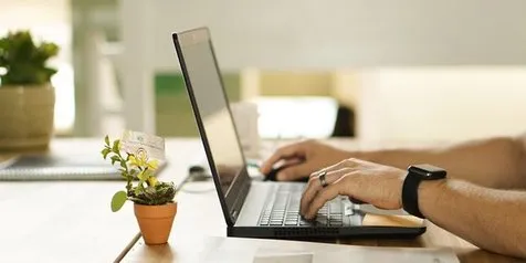 8 Cara Split Screen di Laptop untuk Pengguna Windows dengan Mudah dan ...