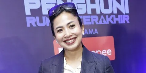 Pertama Kali Buka Kelas Public Speaking, Feny Rose Banderol Harga 9 ...